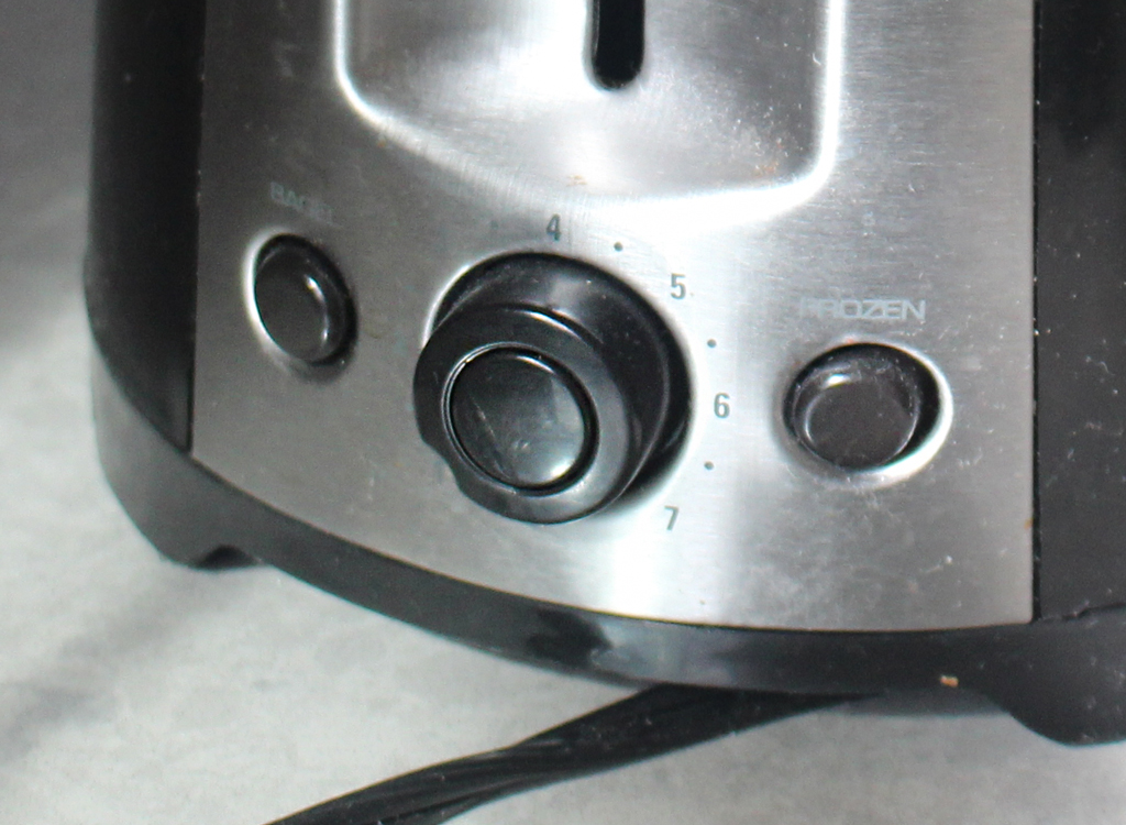 What the Number on Your Toaster Mean (Hint: It's Not Always 'Minutes')