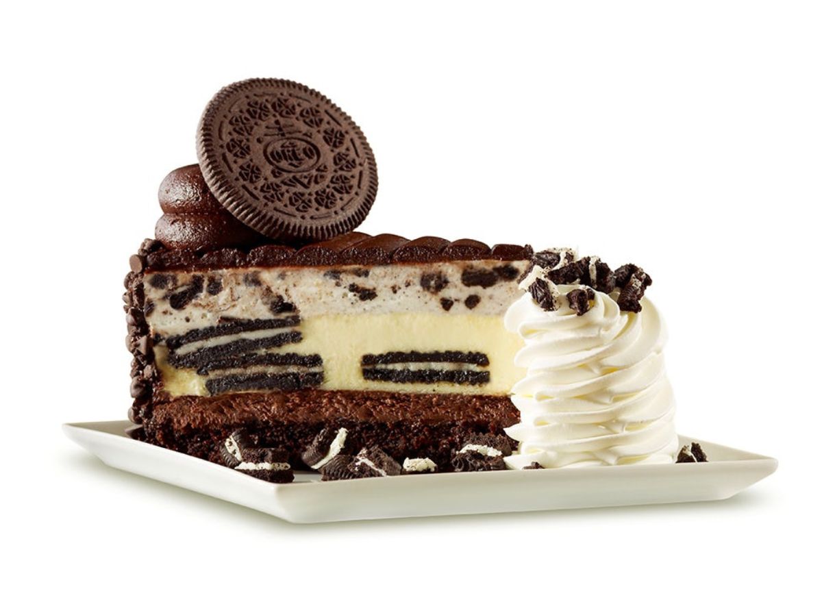 25 Restaurant Chains That Are Open on New Year’s Day 2024