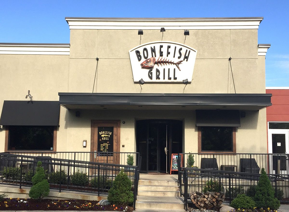 5 Best Orders at Bonefish Grill, According to Chefs