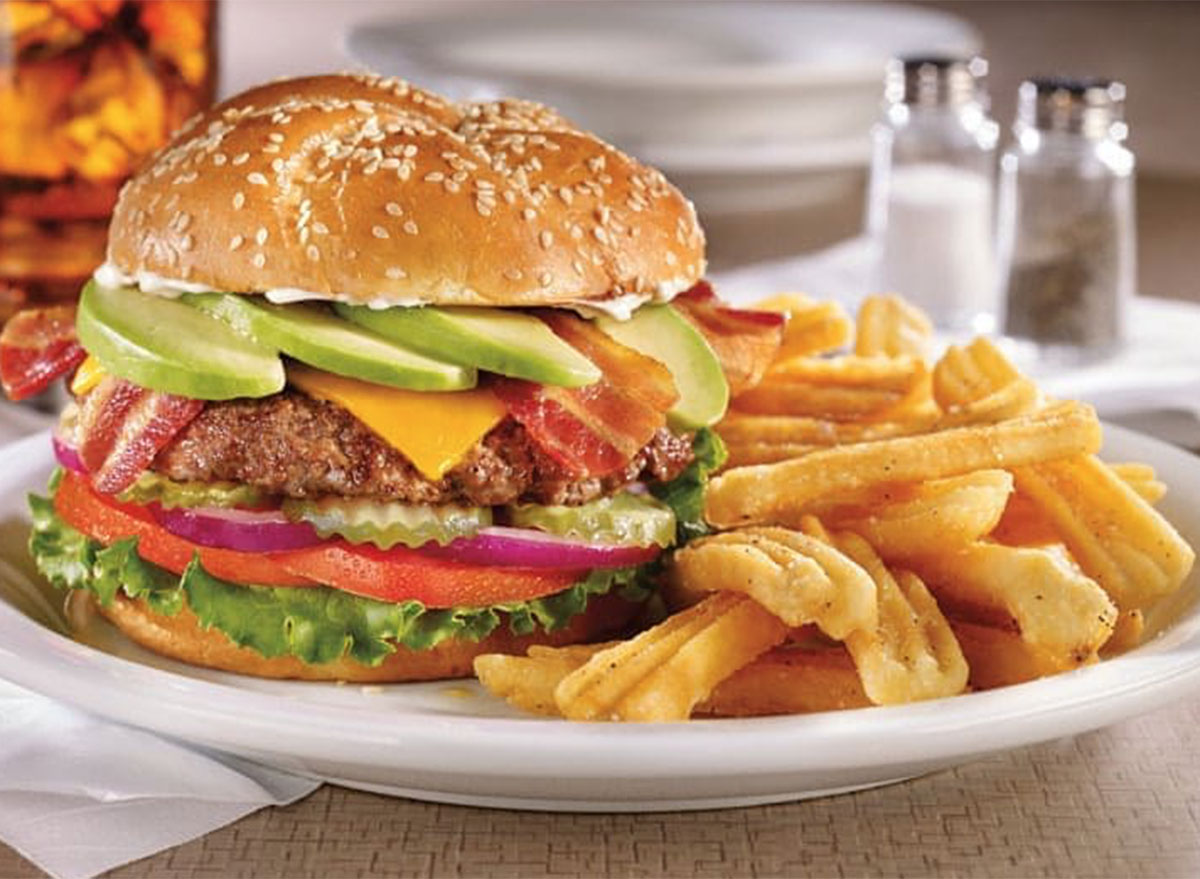 15 Worst Restaurant Dishes for Weight Loss, According to an RD