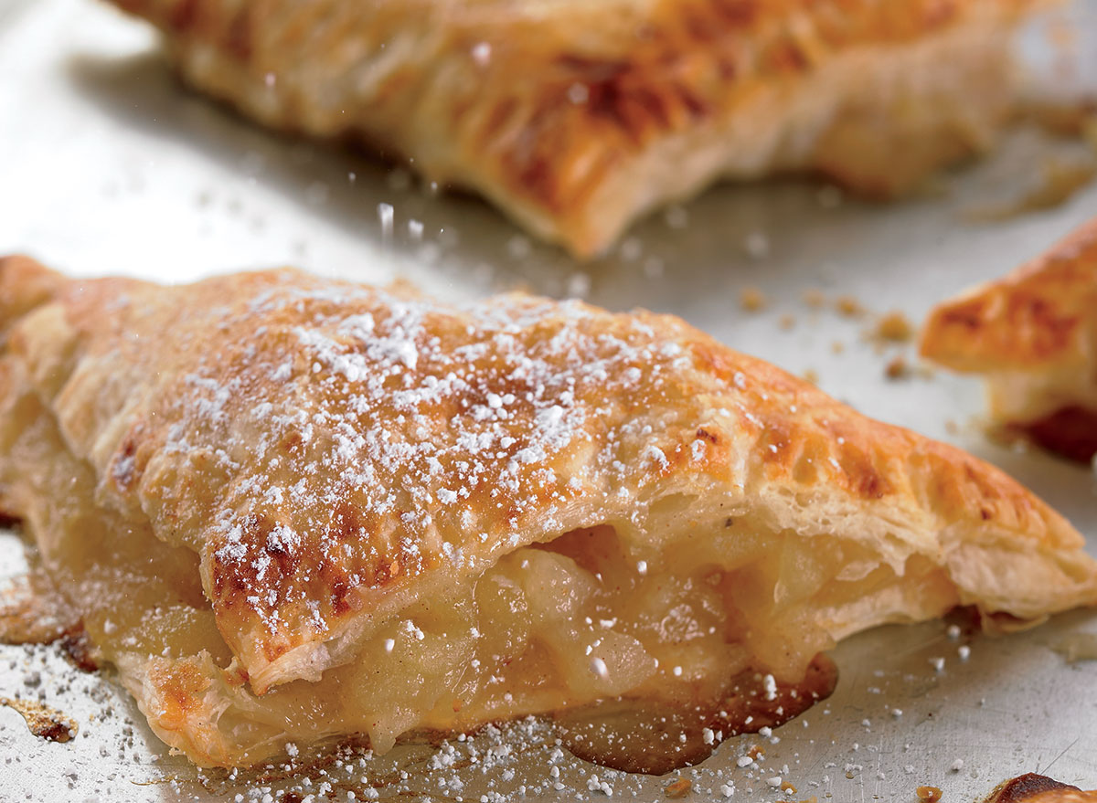 A Crispy, Low-Calorie Apple Turnover Recipe — Eat This Not That