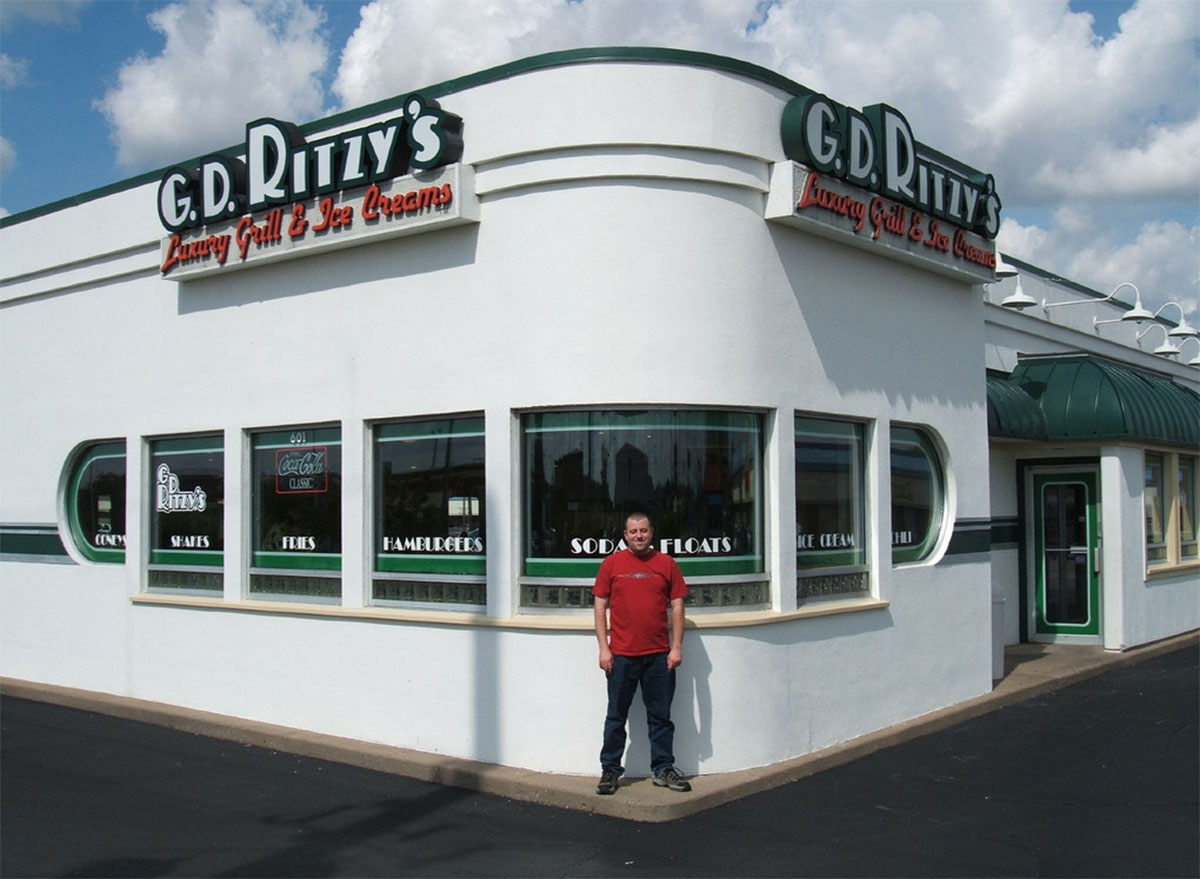 These 1980s Restaurants Didn't Stand the Test of Time — Eat This Not That