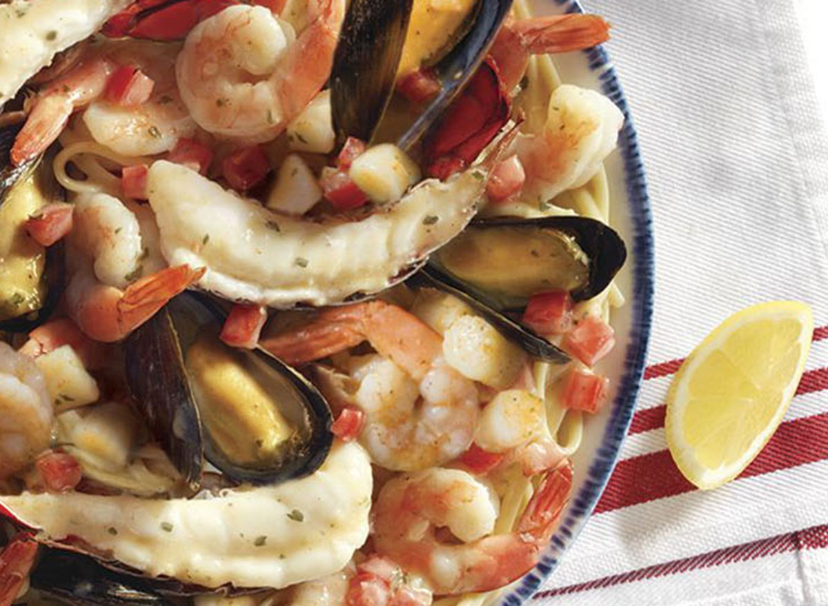 The 13 Most Beloved Red Lobster Dishes of All Time
