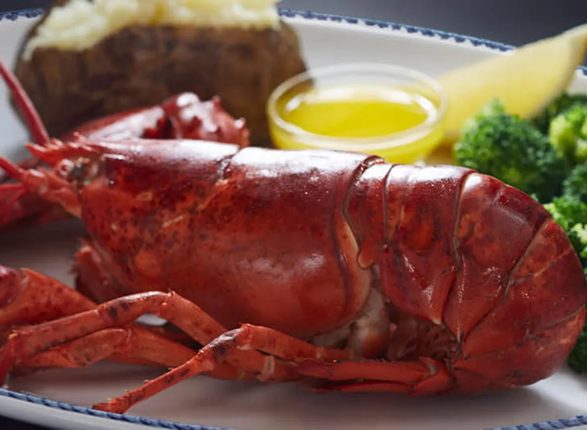 9 Healthiest Red Lobster Menu Items, According to Dietitians
