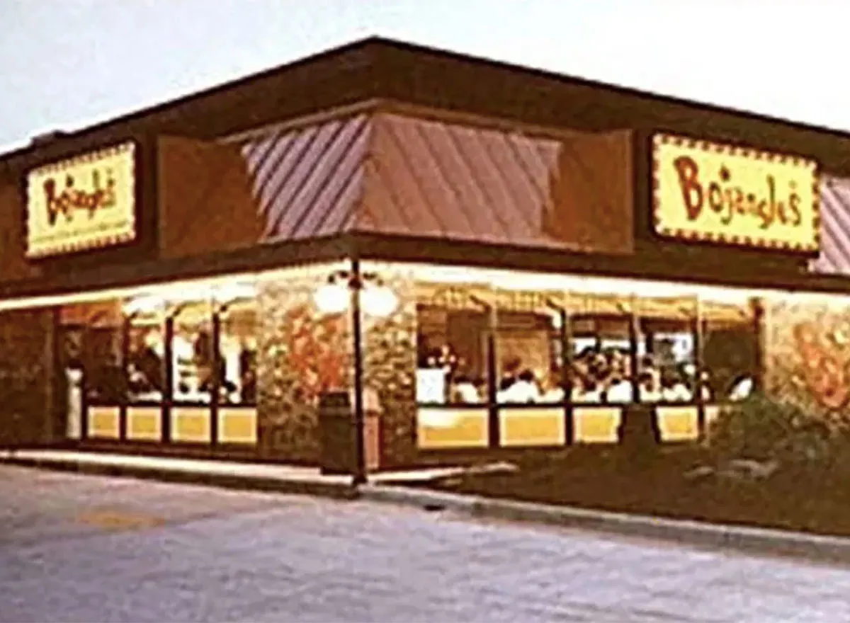 What Fast Food Restaurants First Locations Look Like — Eat This Not That