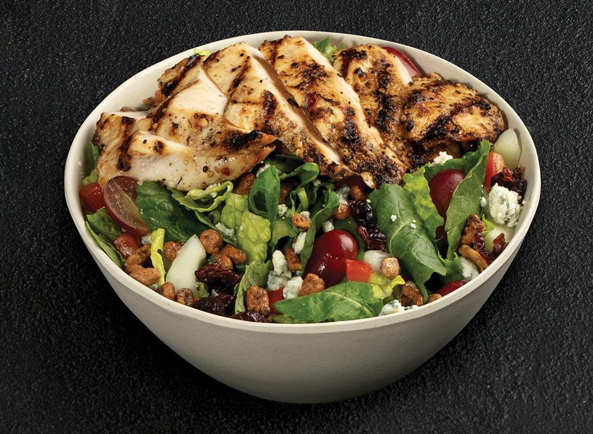 7 Restaurant Chains with the Best Lunch Deals Right Now