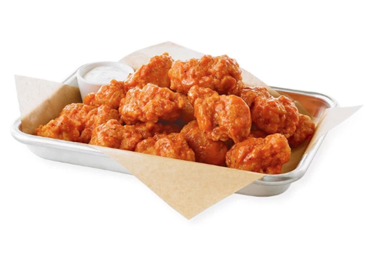 10 Restaurant Chains That Serve the Best Boneless Wings