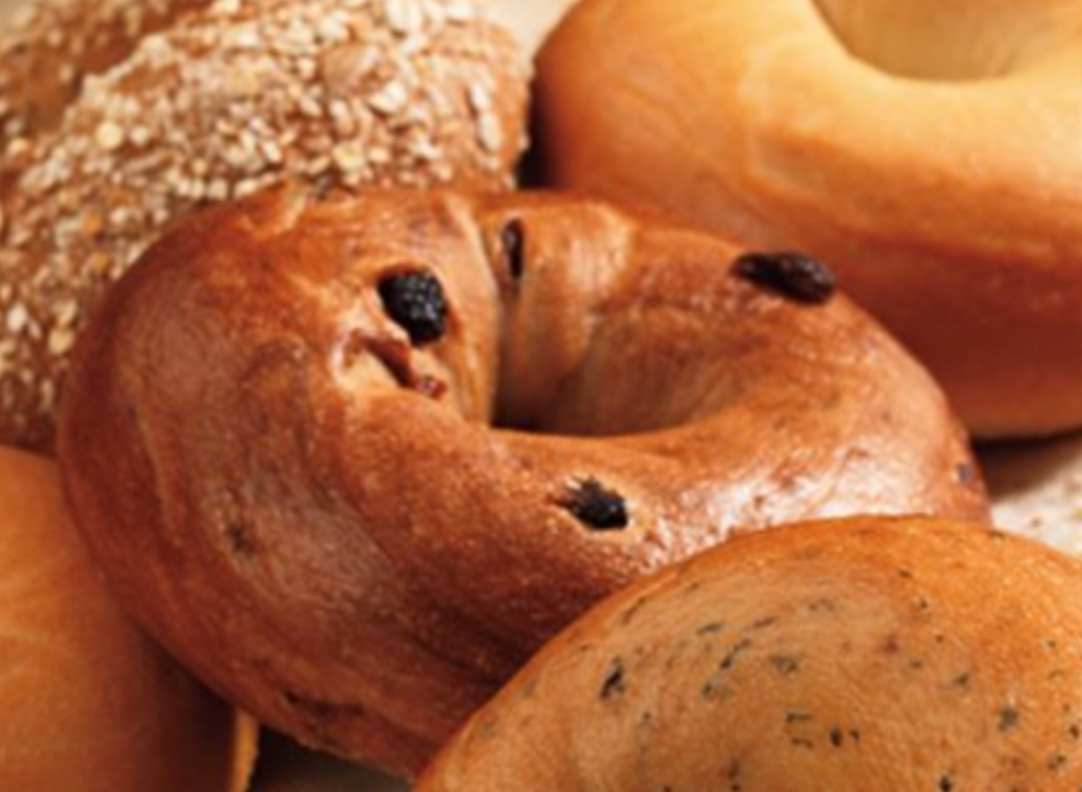 Best & Worst Dunkin' Donuts Menu Items—Ranked by Nutrition