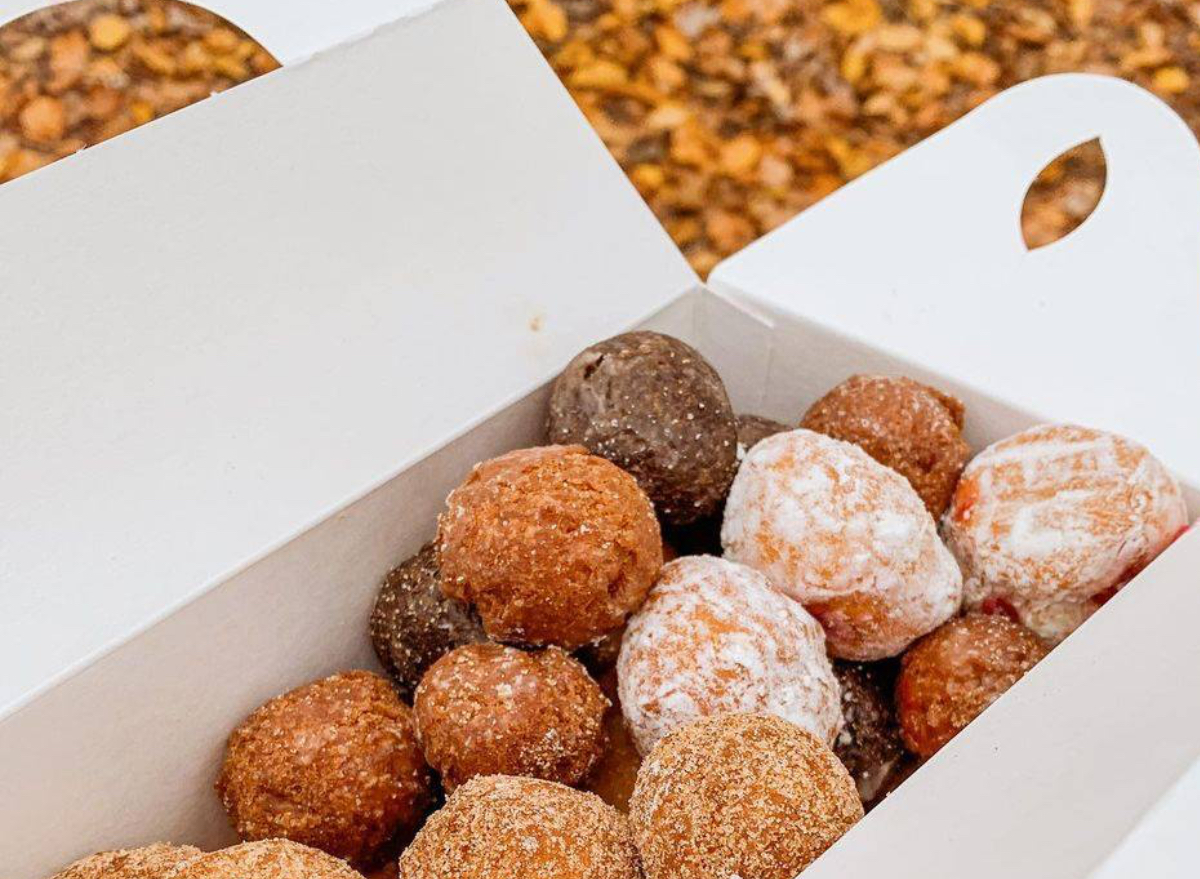 7 Coffee Chains That Serve the Best Food