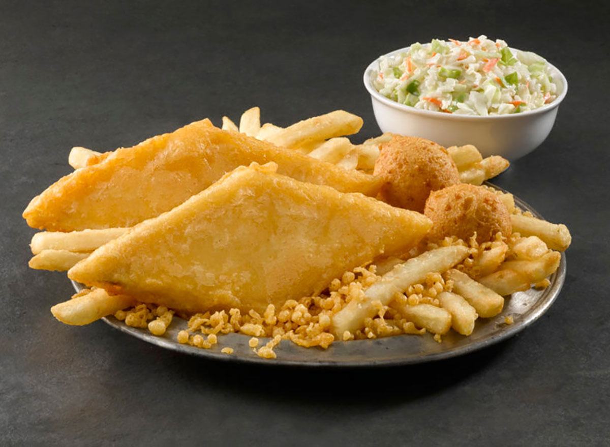 3 Fast-Food Chains Fans Say Have the Best Fried Fish Plates