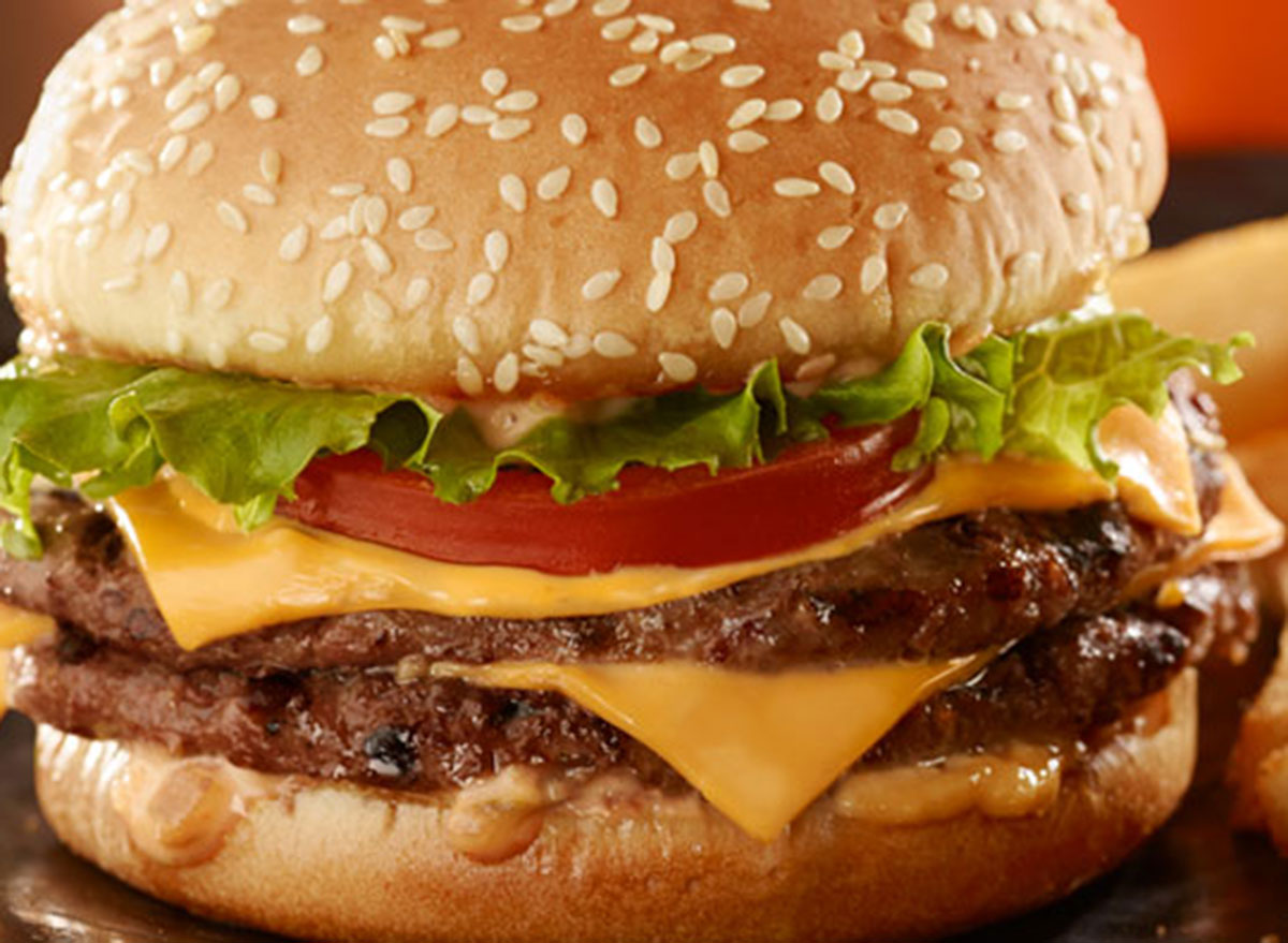 The #1 Healthiest Burger at 10 Major Restaurant Chains