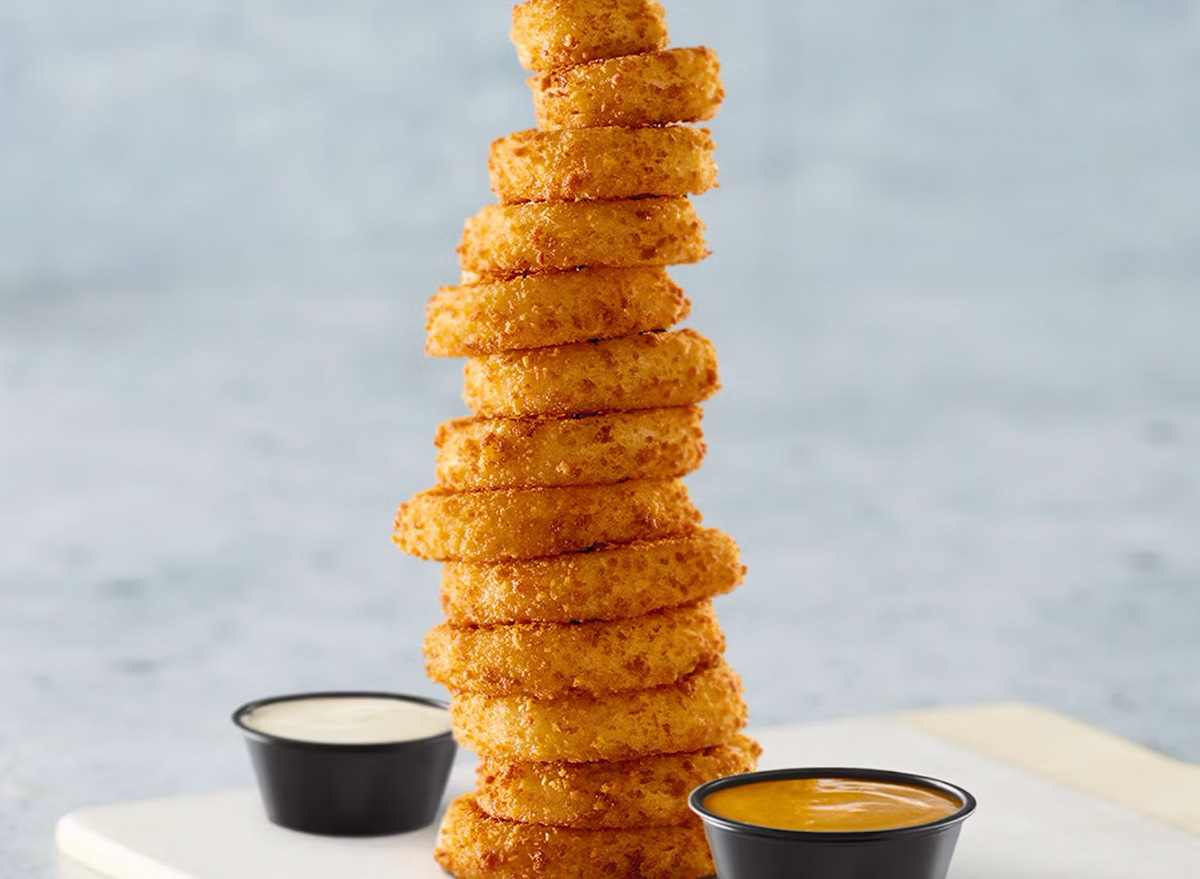 7 Restaurant Chains That Serve the Best Onion Rings