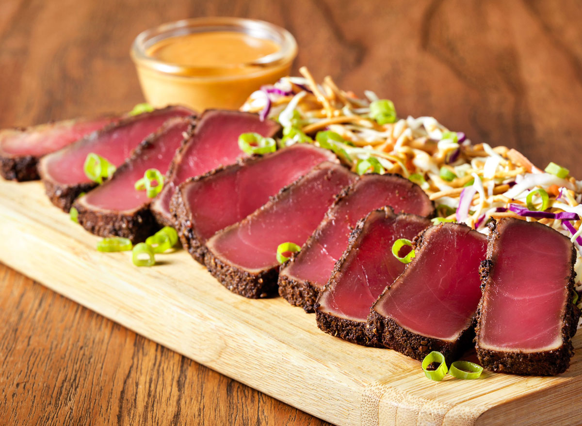 Top 10 Healthiest Choices on the Outback Steakhouse Menu (And What to ...