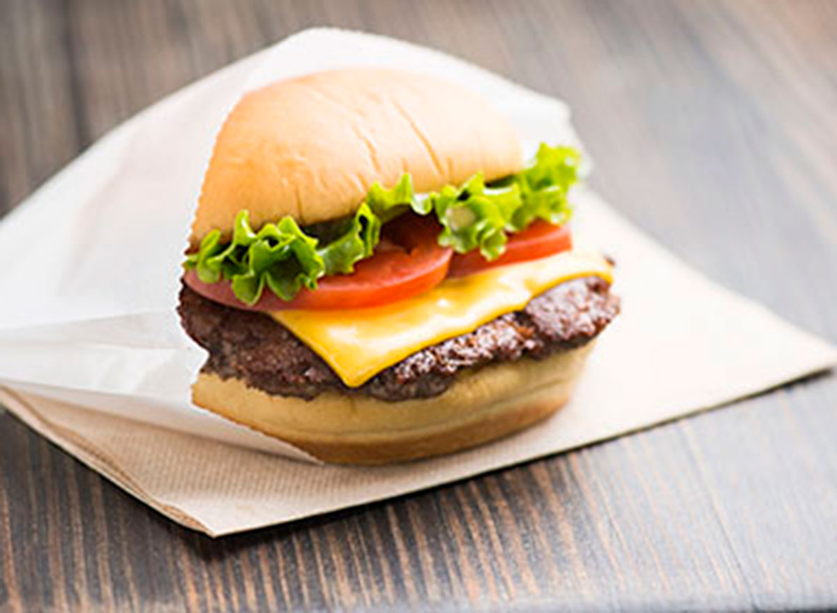 7 Burger Chains That Serve High-Quality Angus Beef