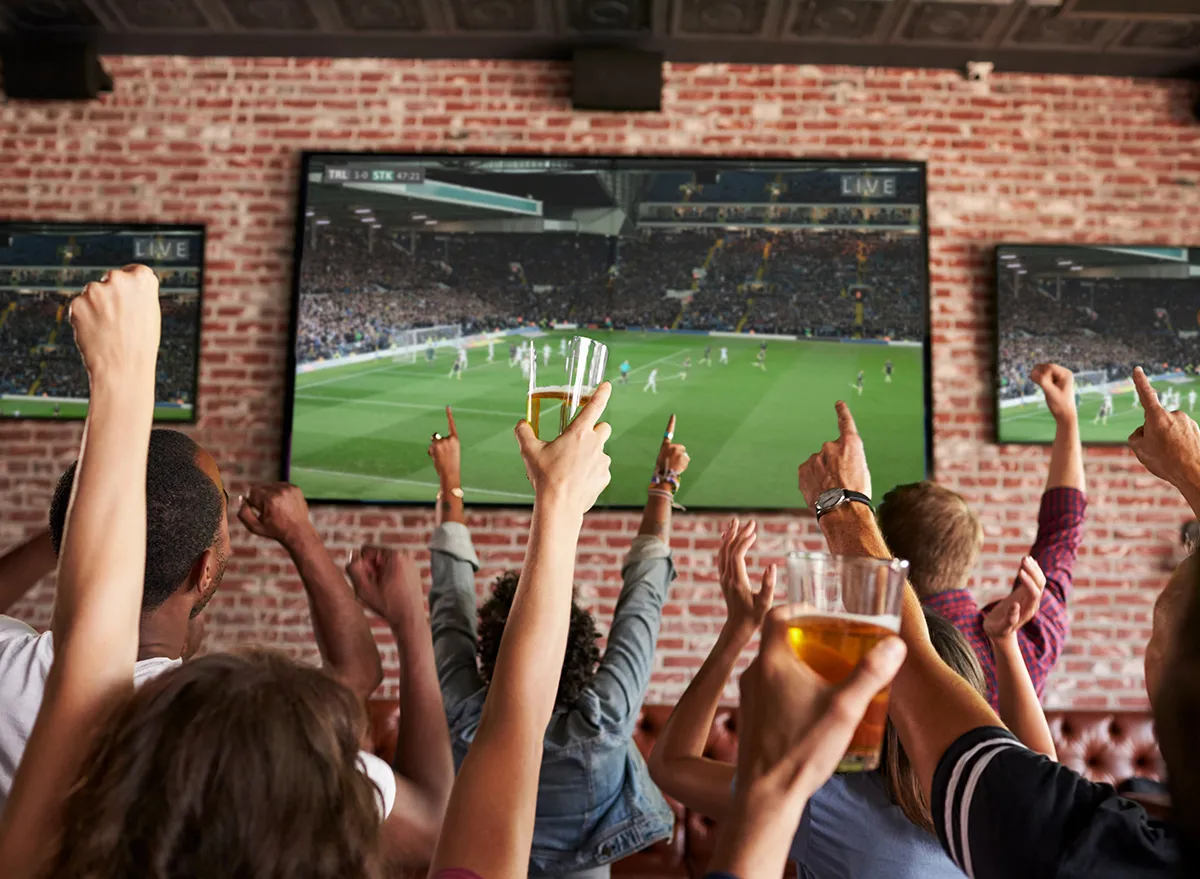 9 Best Sports Bar Chains in America