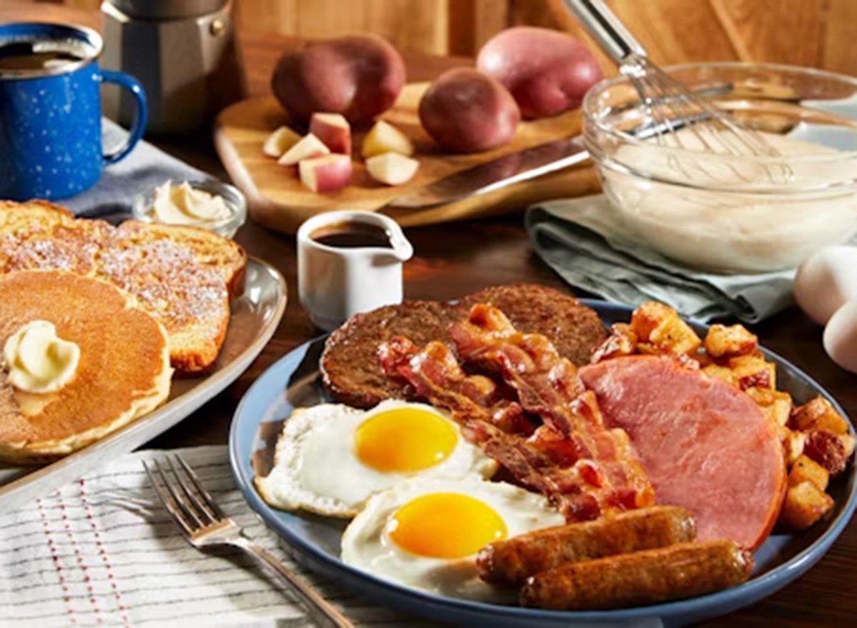Bob Evans Menu: The Best and Worst Foods