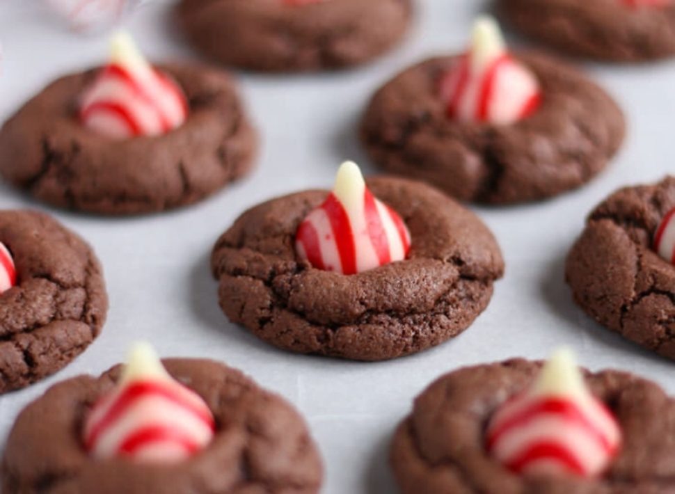 25 Easy Christmas Cookie Recipes — Eat This Not That