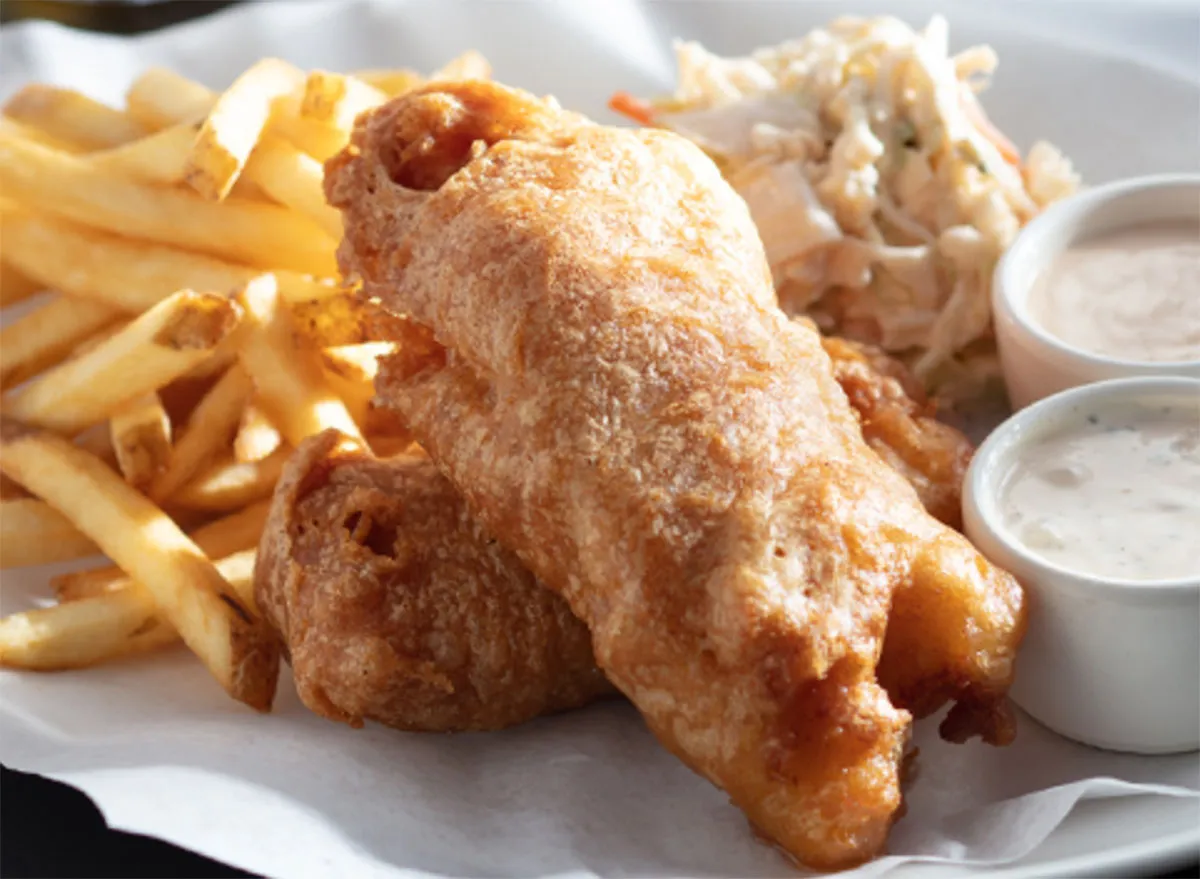 6 Restaurant Chains With the Best Fish and Chips, According to Chefs