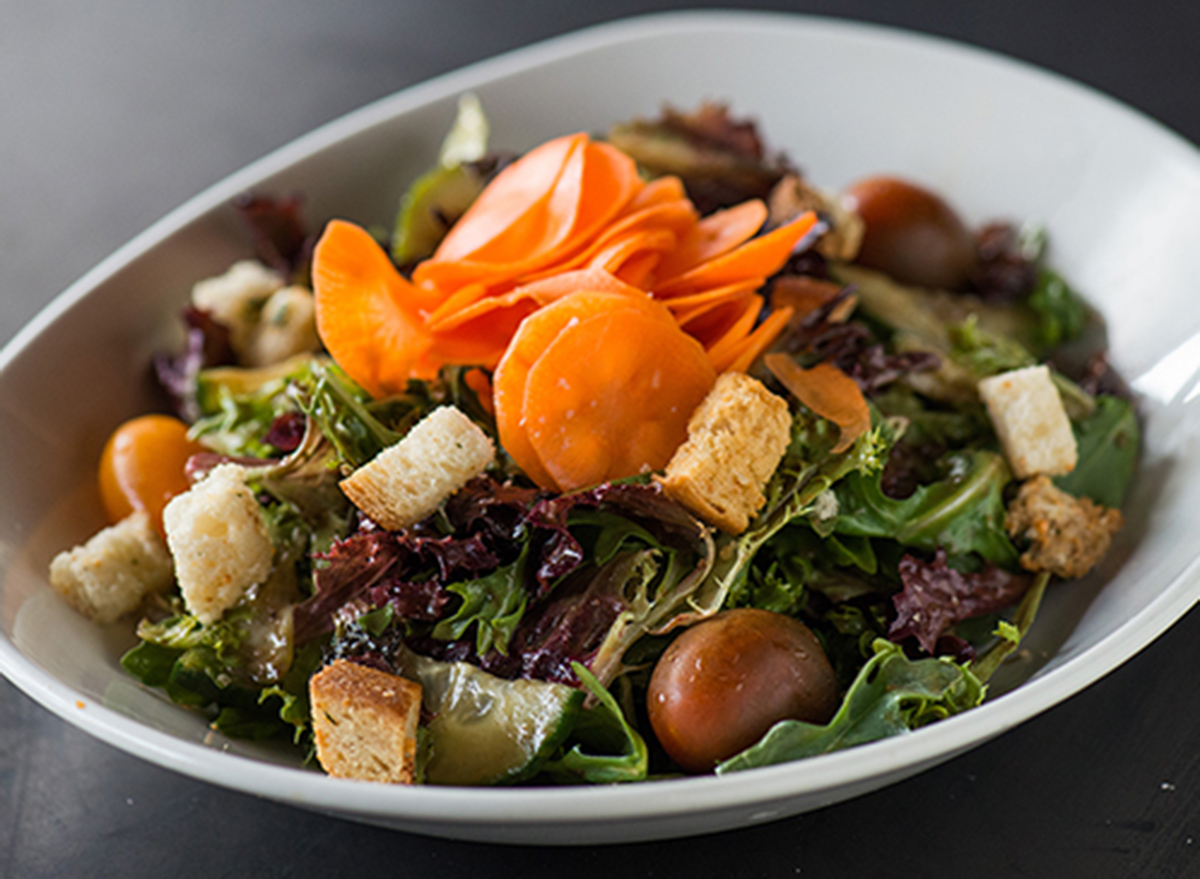 Yard House Menu: The Best & Worst Foods — Eat This Not That