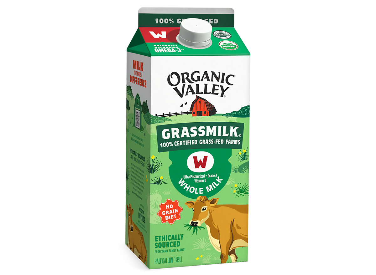 The 9 Best Milk Brands To Buy, According to a Nutritionist