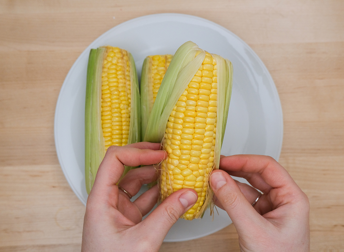 The #1 Best Way To Make Corn On the Cob