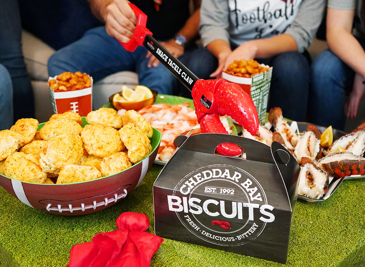 8 Reasons Red Lobster's Seafood Is So Affordable