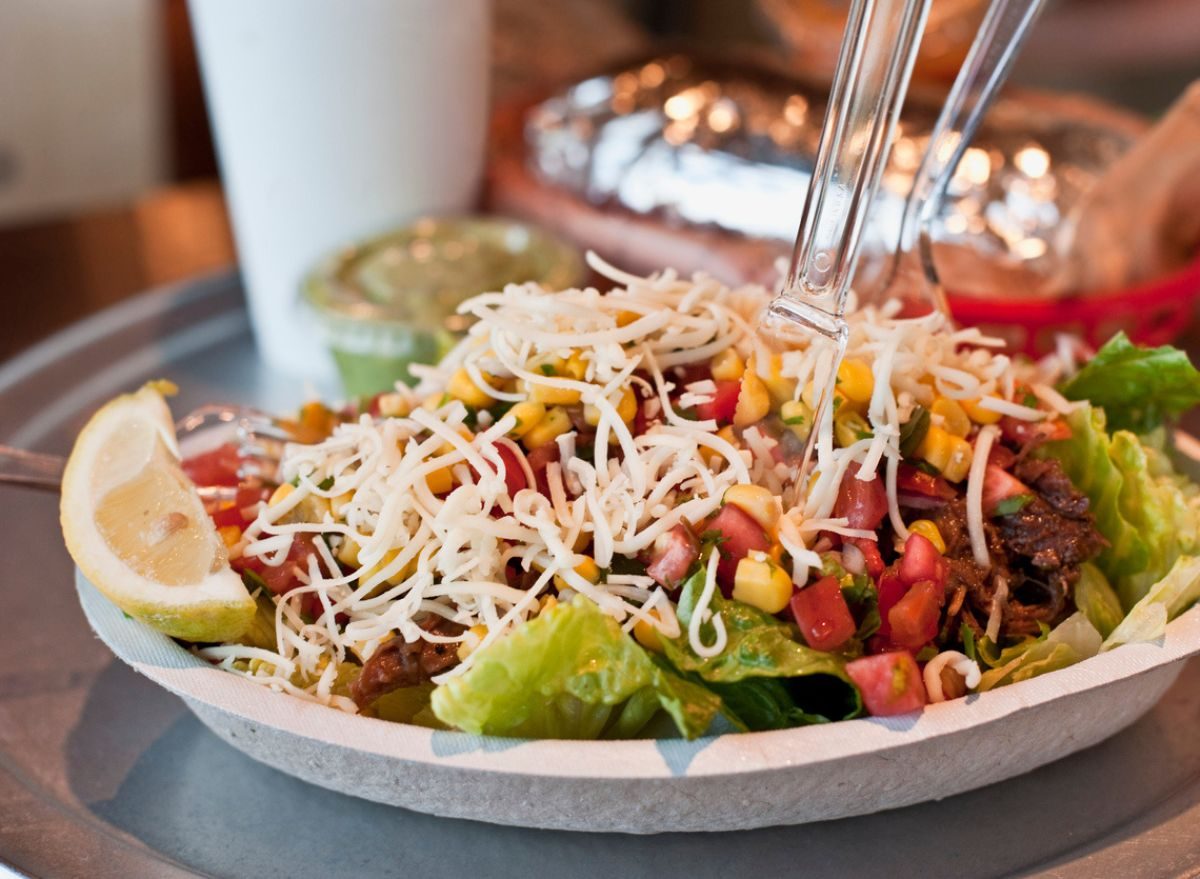 16 Best Low-Carb Fast-Food Options That Are Easy to Order