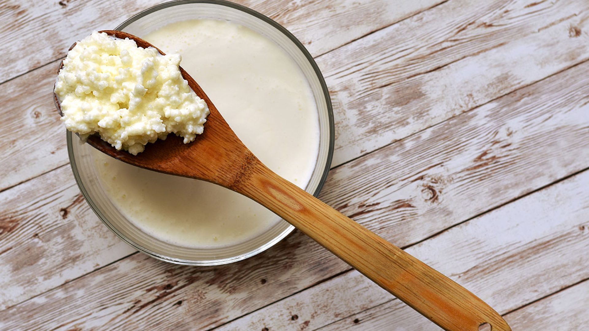 15 Foods to Reduce Bloating and Help De-Puff - Eat This Not That