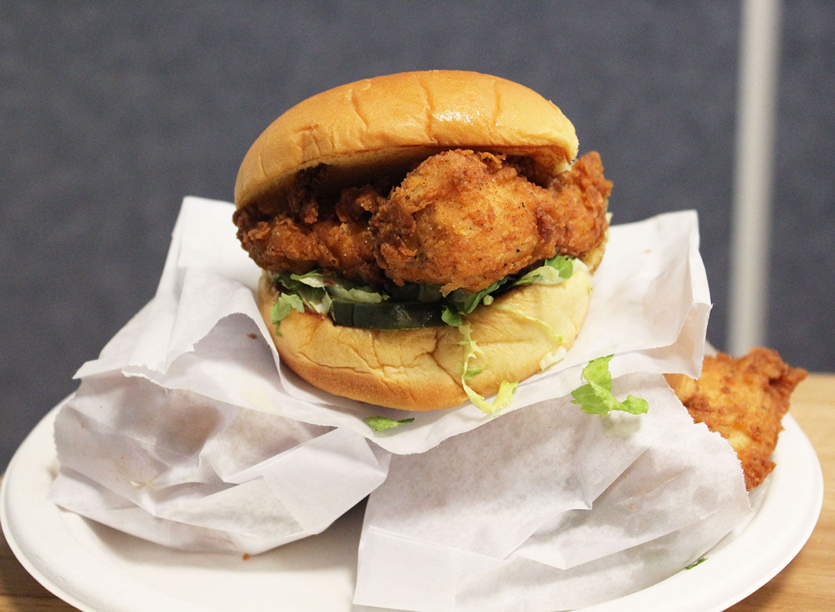 27 Fast-Food Chicken Sandwiches—Ranked For Nutrition!