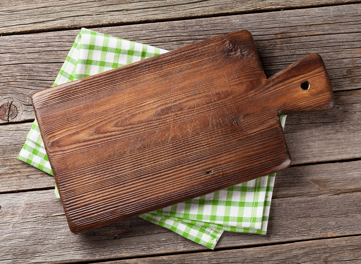 30 Dangerous Kitchen Items and How to Use Them — Eat This Not That