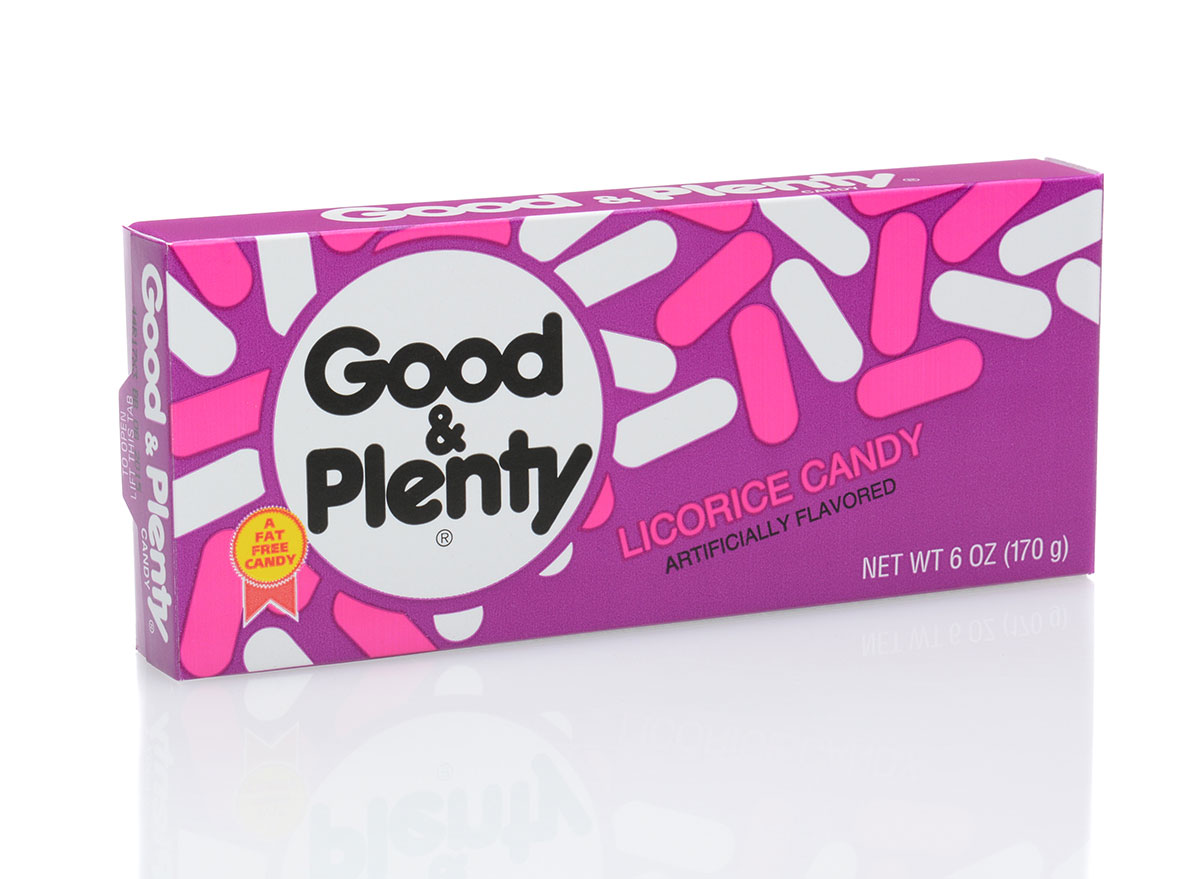 15 Iconic Movie Theater Candies Everyone Loved — Eat This Not That