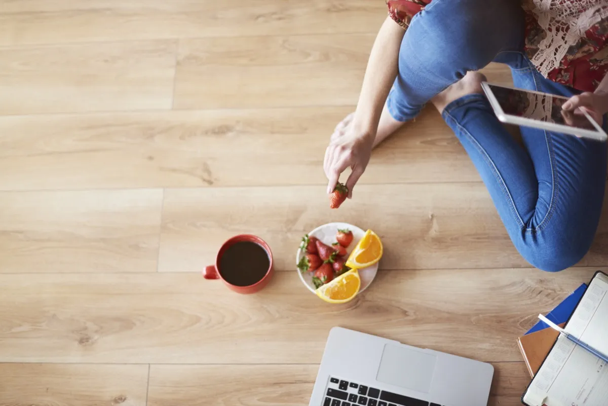 22 Tricks to Burn Calories While Sitting Down — Eat This Not That