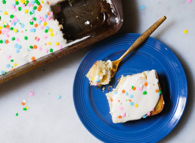 The Most Basic Cake Recipe Ever — Eat This Not That