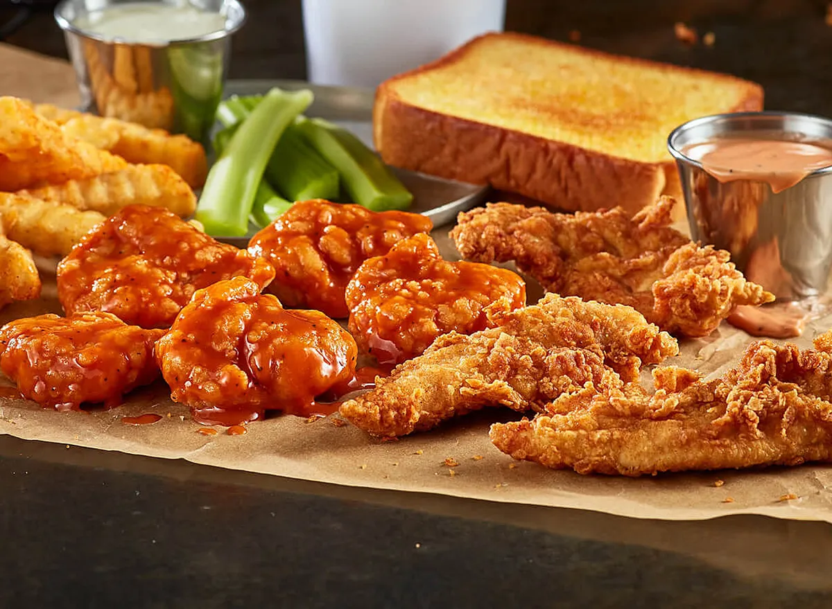 7 Fast-Food Chains That Serve the Best Chicken Wings