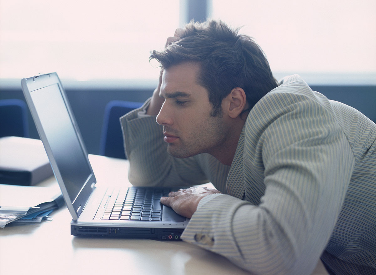 5 Walking Habits That Age You Faster, Says Fitness Coach