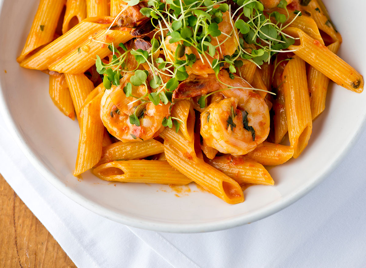 5 Ugly Side Effects of Eating Too Much Pasta, According to Science ...