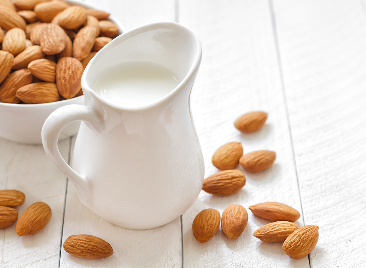 The 8 Best Almond Milks to Buy, According To Dietitians