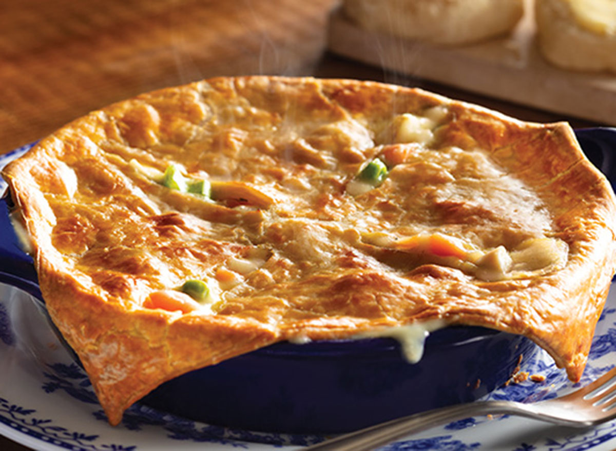 7 Restaurant Chains That Serve the Best Pot Pies