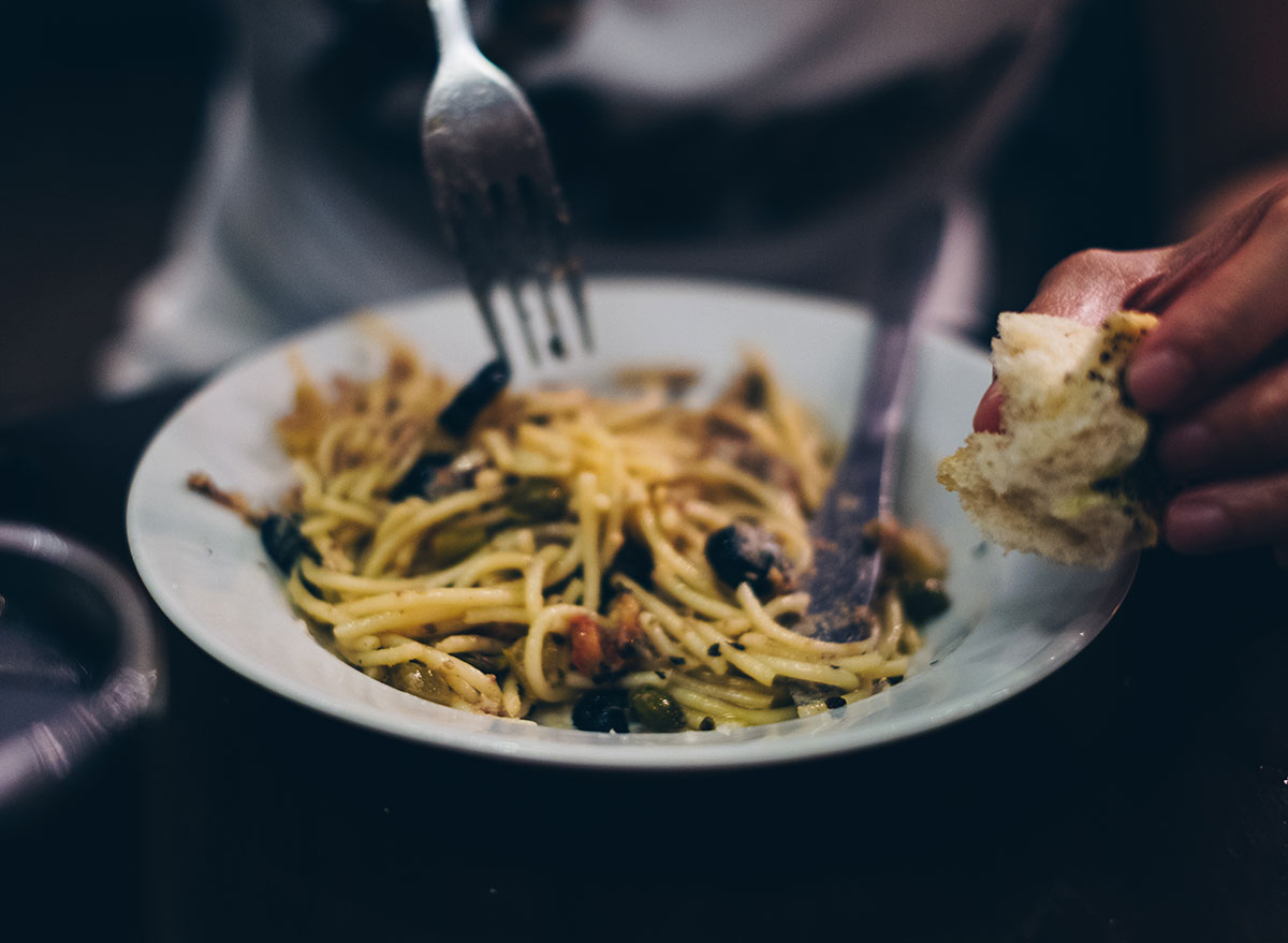 5 Ugly Side Effects of Eating Too Much Pasta, According to Science ...
