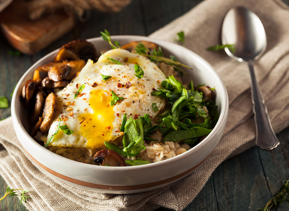 7 Ways to Make Oatmeal for a Flat Belly — Eat This Not That