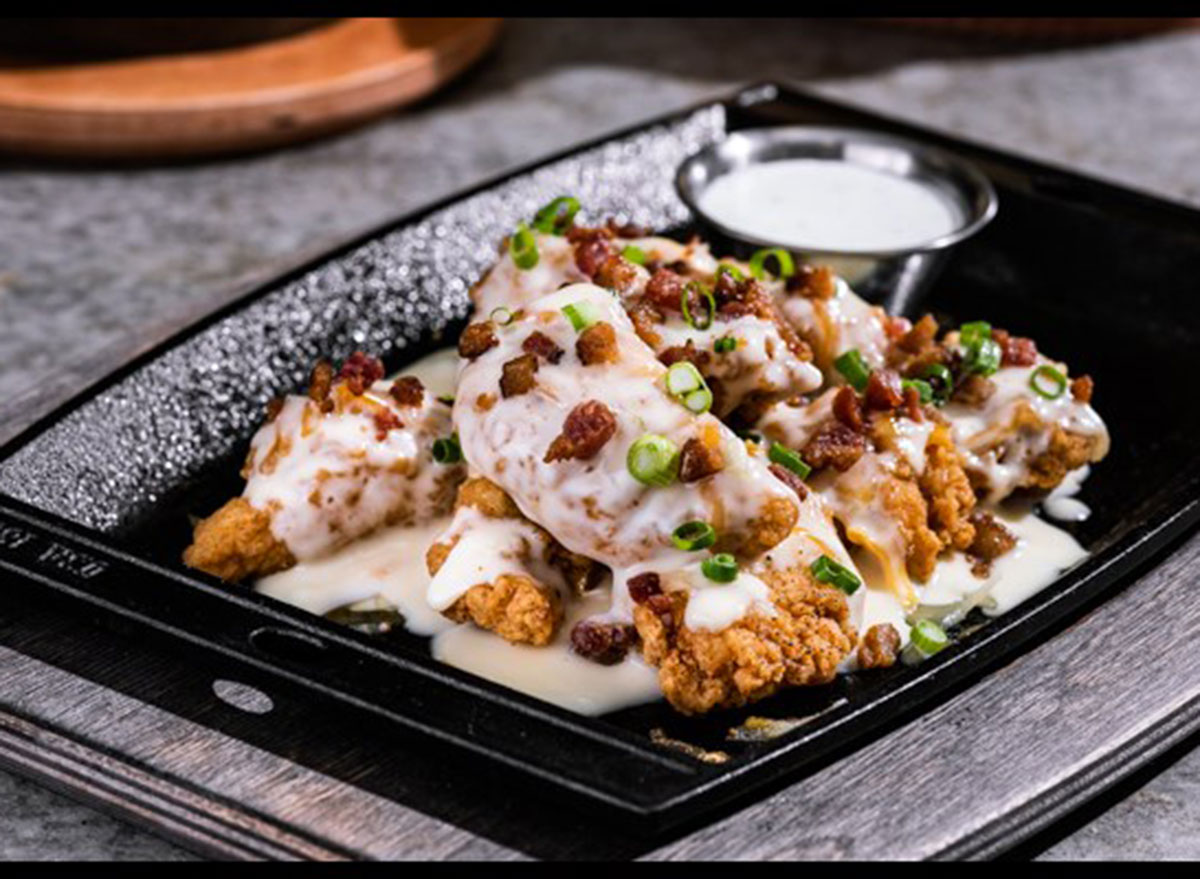 10 Restaurant Chains That Serve the Best Boneless Wings