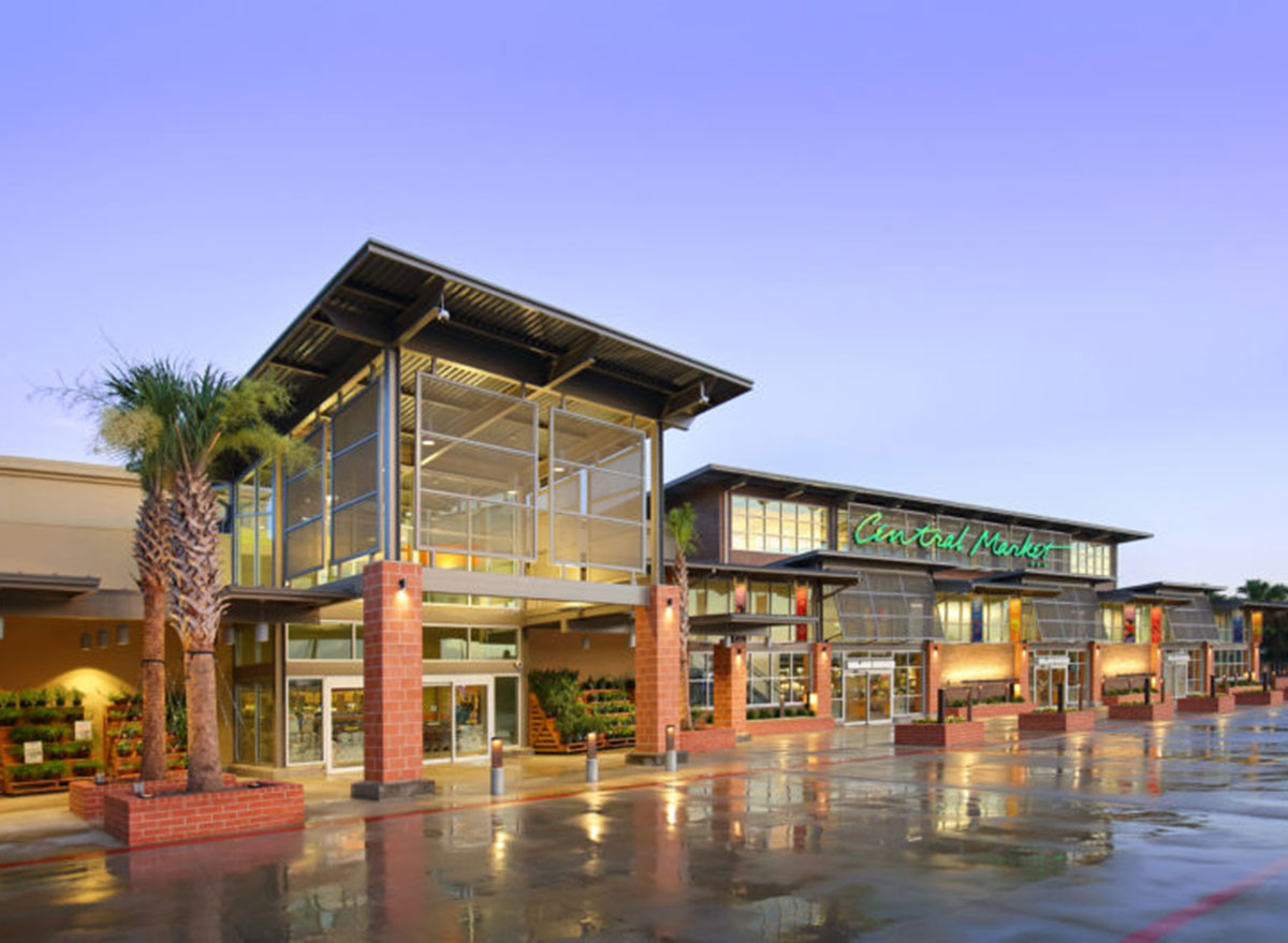 11 Grocery Stores With the Best Fresh Produce