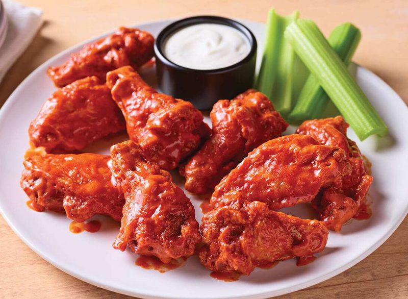 11 Chain Restaurants With the Best Fried Chicken Wings