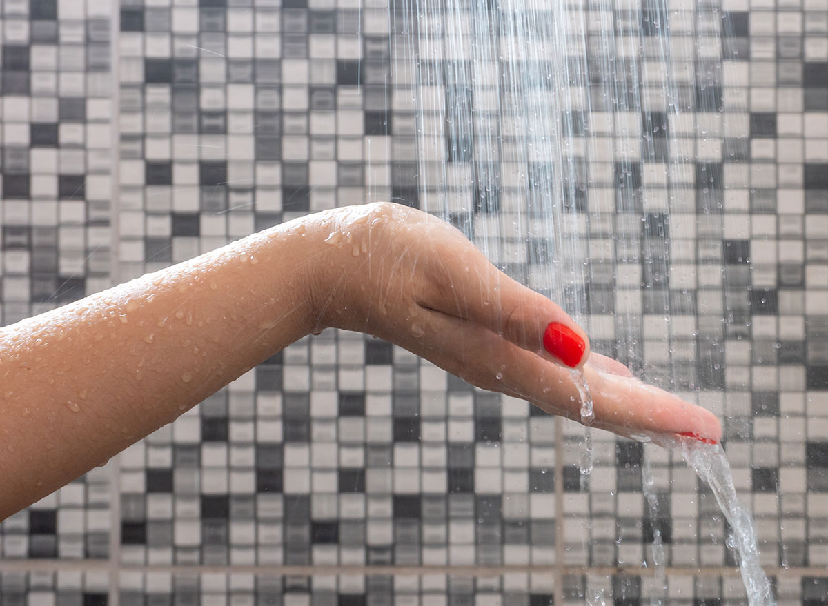 Benefits of Cold Showers For Your Mental & Physical Health