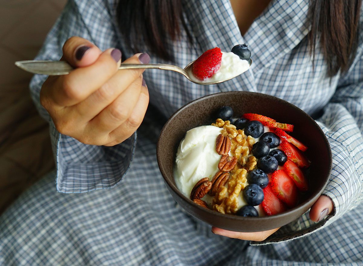 10 Weight Loss Breakfasts That Actually Satisfy, Say Dietitians