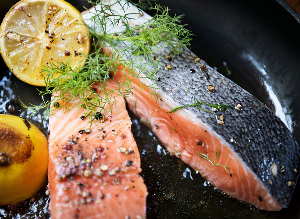 7 Science-Backed Benefits of Eating Salmon — Eat This Not That