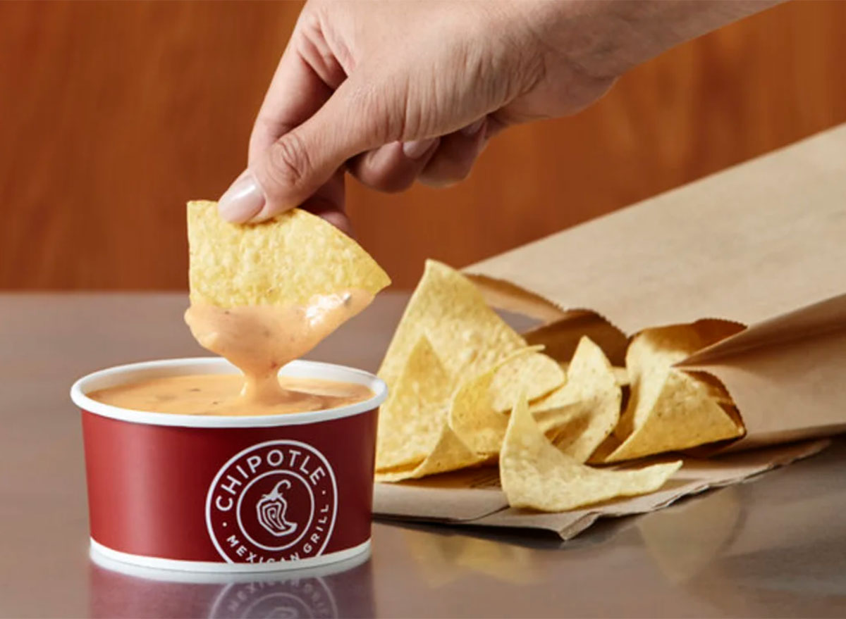 5 Fast Food Chains That Actually Use 100% Real Cheese