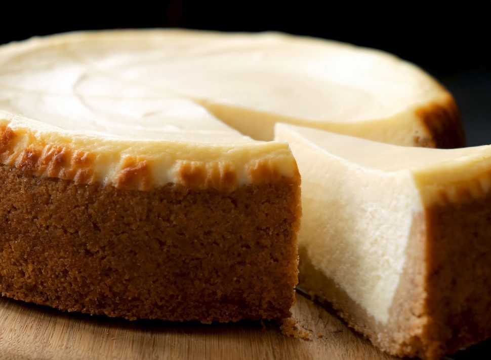 10 Restaurant Chains That Serve the Best Cheesecake
