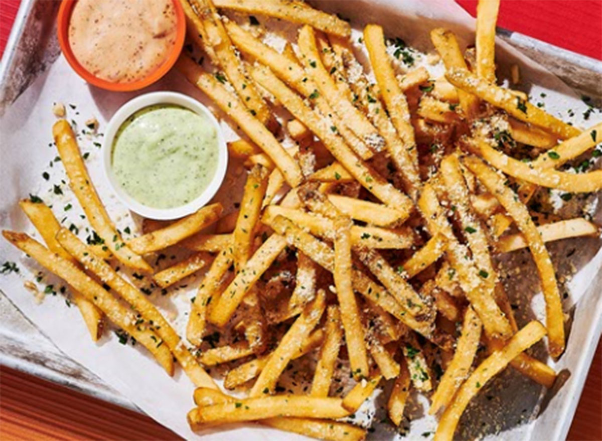 9 Best Sports Bar Chains in America