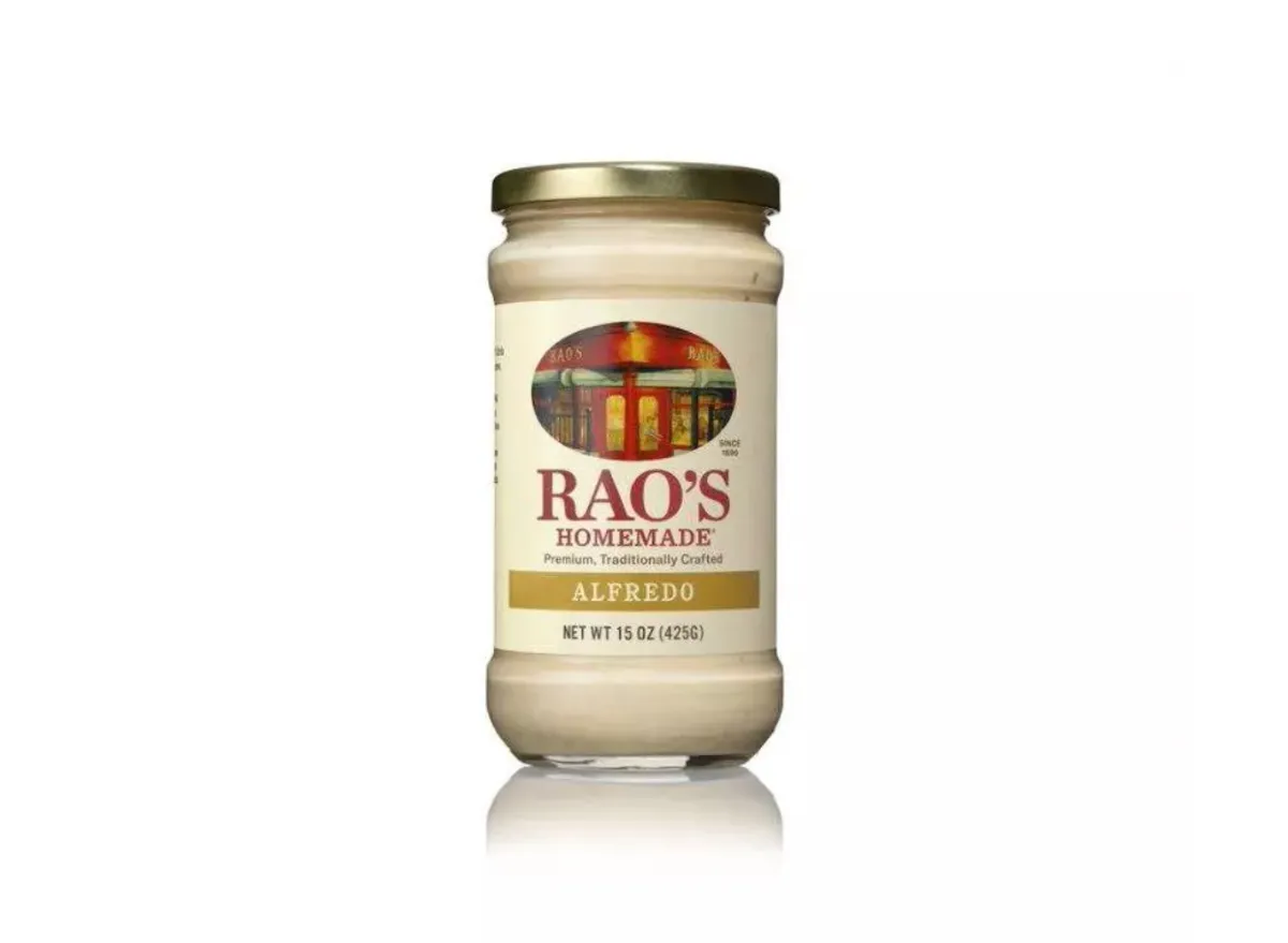 5 Jarred Alfredo Sauces Shoppers Say Taste Restaurant Quality
